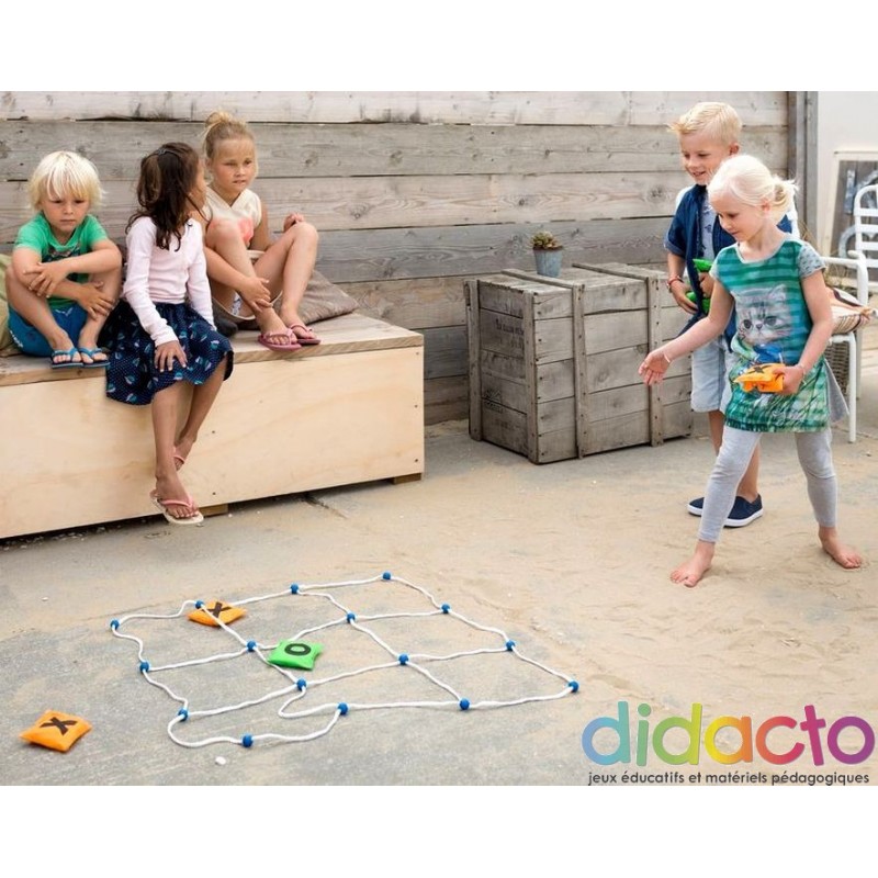 Morpion XXL - Version géante du Tic Tac Toe à jouer par terre - BS Toys